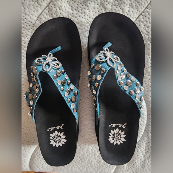 Yellow Box | Shoes | Yellow Box Flip Flops | Poshmark